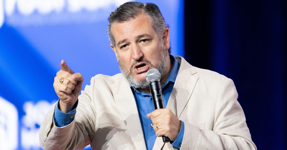 'No Tax on Tips Act' Introduced by Sen. Ted Cruz