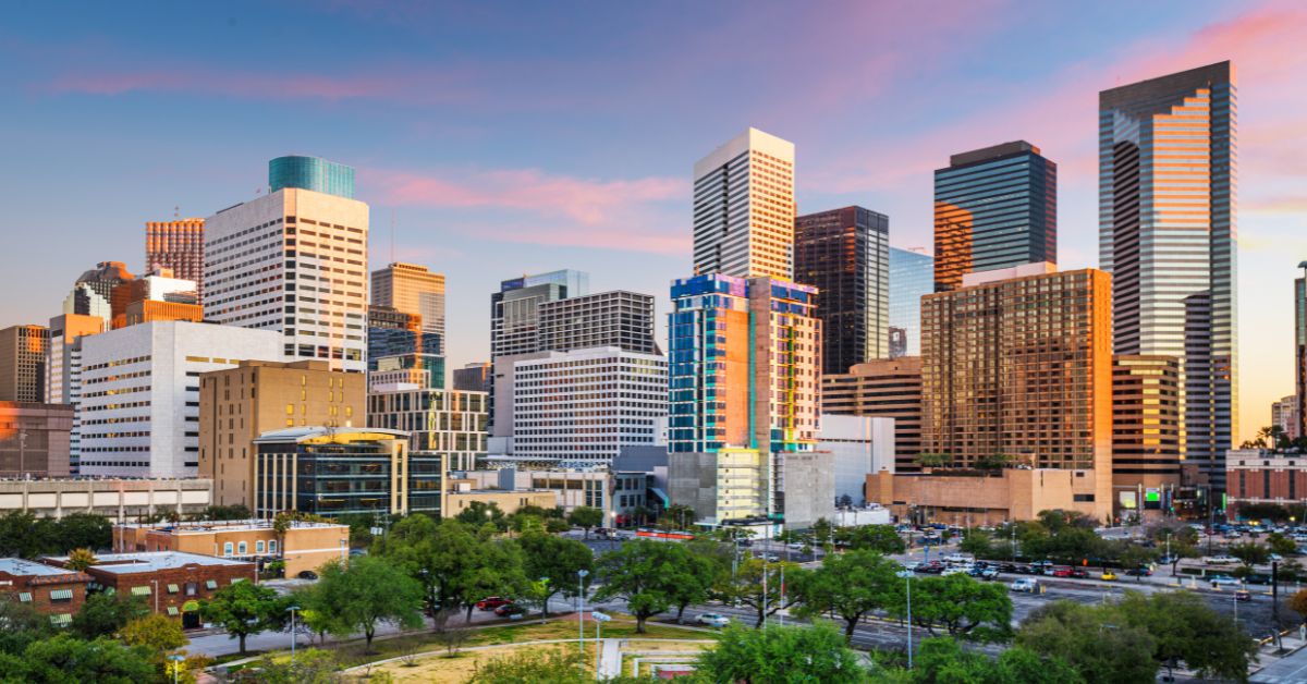 'Uplift Harris' Welfare Program Returns Amid Legal Turmoil