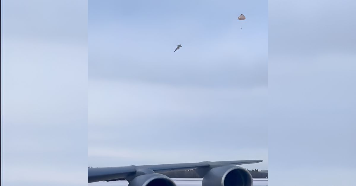 WATCH: Dramatic Moment F-35 Fighter Jet Crashes Into Fireball As Pilot ...