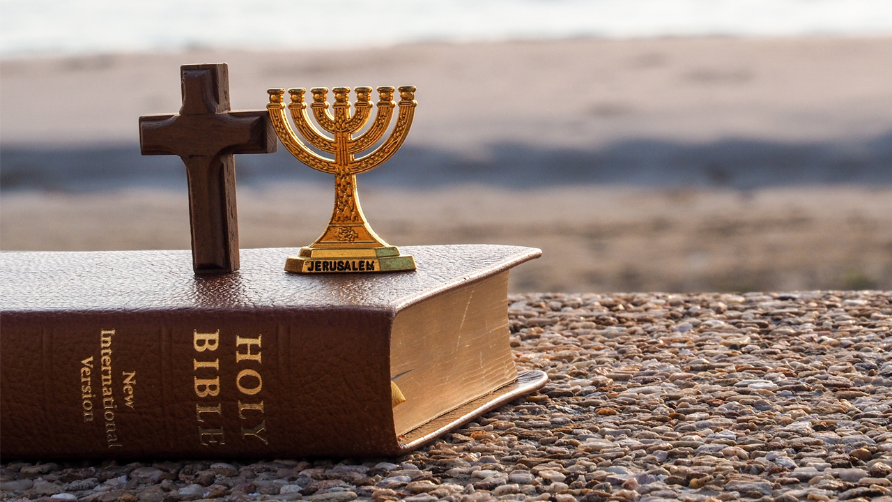 Are Christians Biblically Obliged To Support Israel? Cruz-Carlson Clash ...