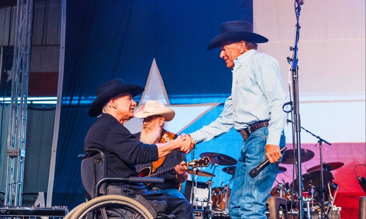 'King of Country’ George Strait Hosts $6.25M TX Flood Benefit With Gov ...