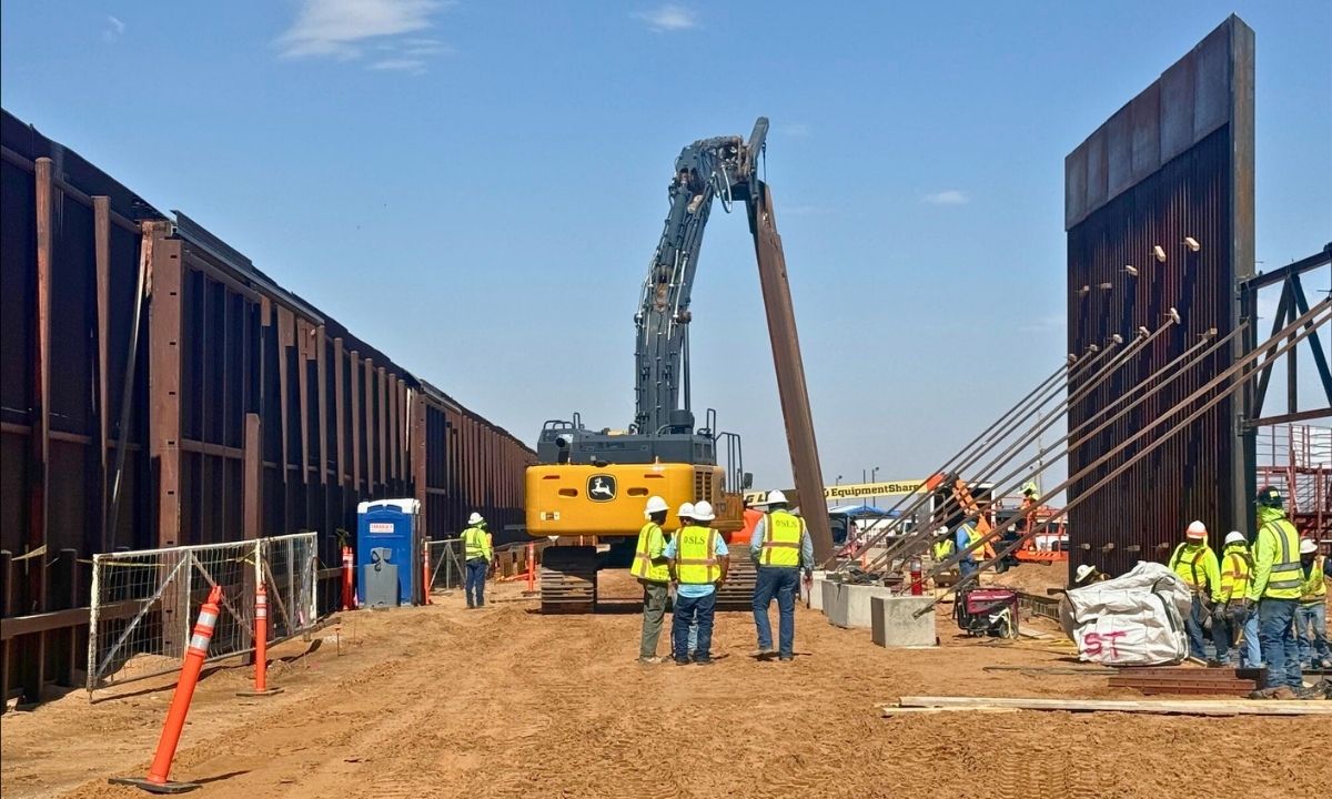 From Promise To Progress: Border Wall Expands With Federal And Texas ...