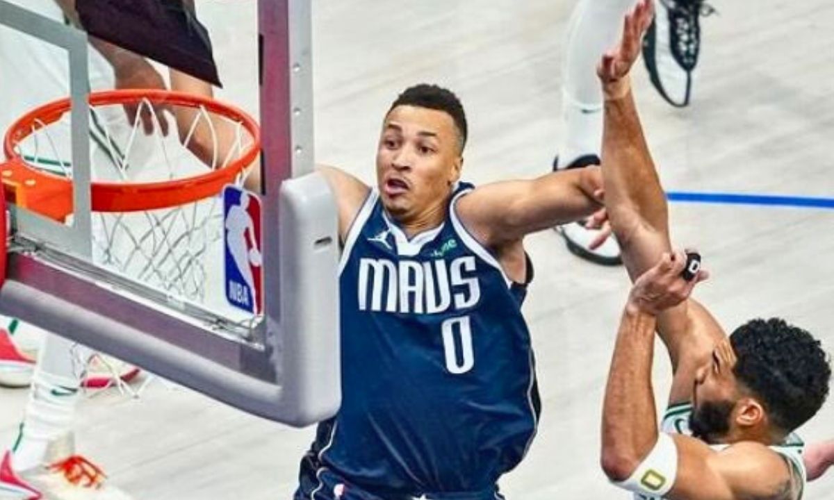 Dante Exum Re-Signs With Dallas Mavericks On One-Year Deal