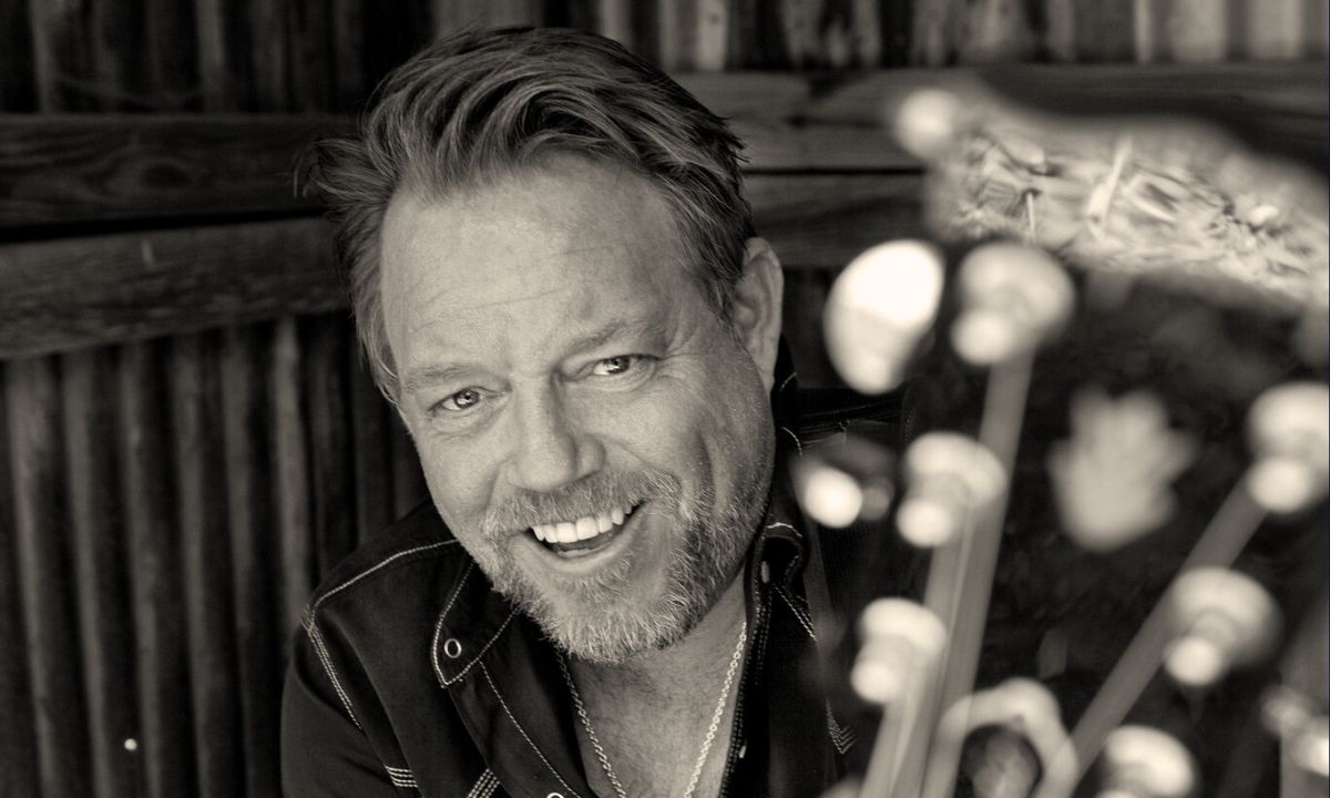 Texas Country Singer Pat Green’s Family Among Those Swept Away In ...