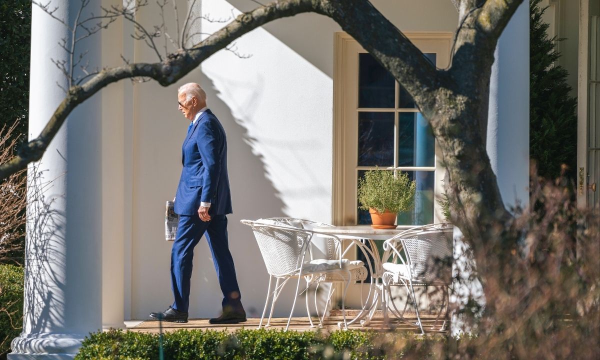 Autopen Or Auto-Sham? Questions Swirl Around Legality Of Biden’s Fauci ...