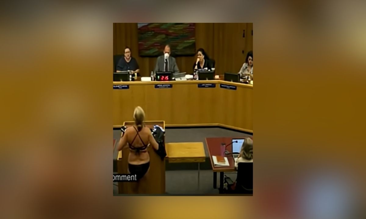 Mom Protests "Trans" Policy With Bathing Suit At School Board