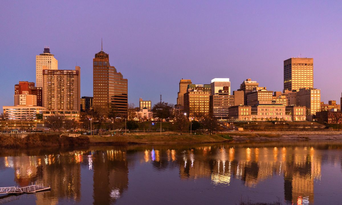 Trump To Deploy National Guard To Memphis