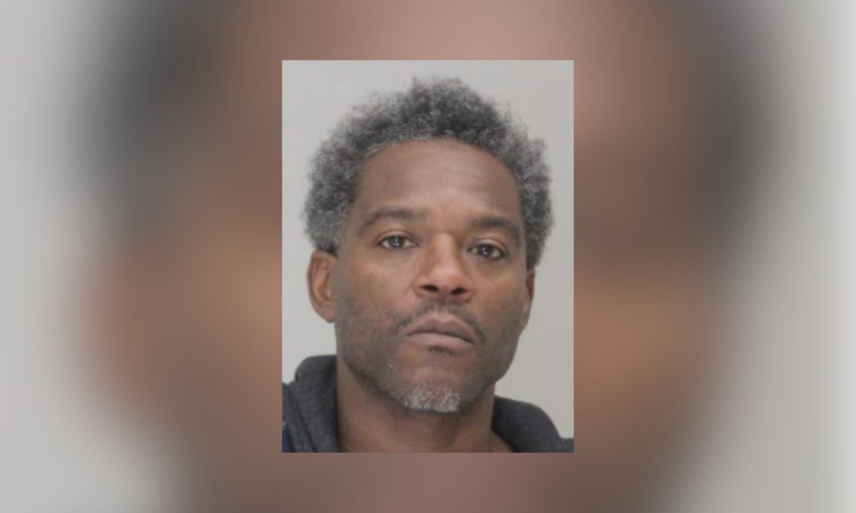 Dallas Police Seize Fentanyl, Meth, Firearms in Traffic Stop Arrests