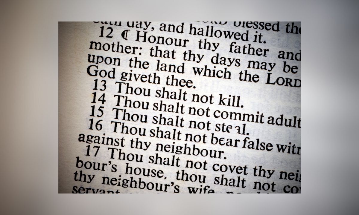 Texas Schools To Embrace Ten Commandments