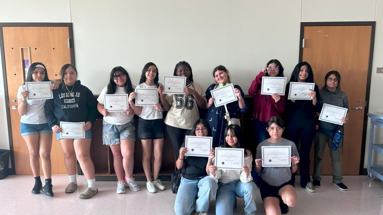 Young Women’s STEAM Academy Dallas Boosts Student Success