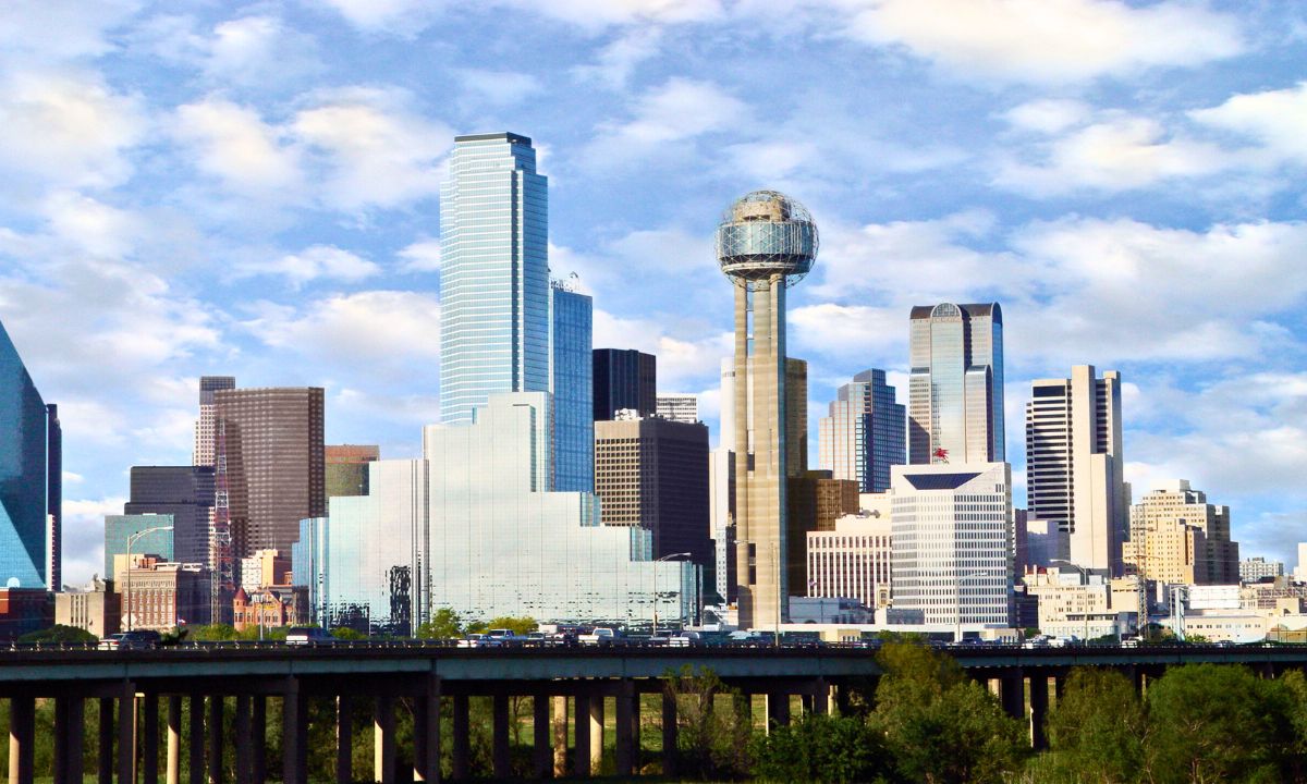 Dallas Falls In World Cities Rank