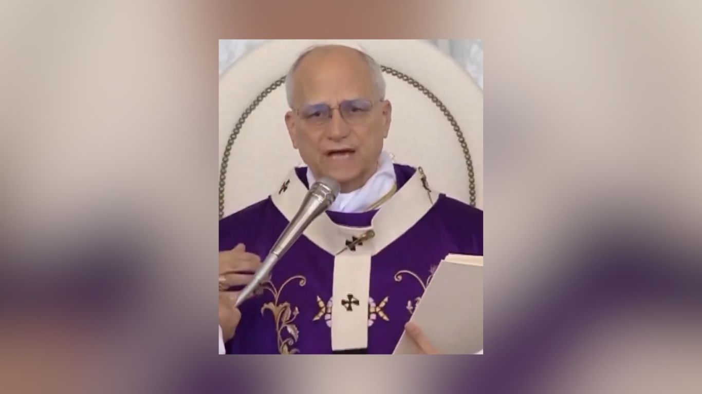 Pope Leo XIV Prays At Beirut Blast Site