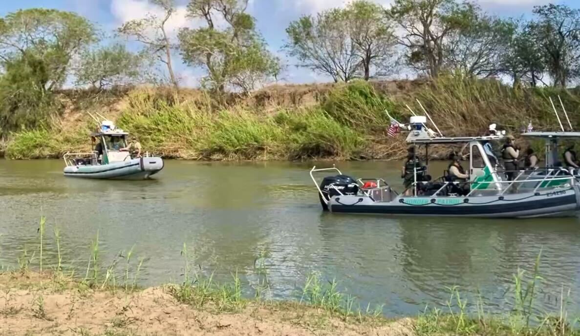 Photos: Noem Announces 500-Mile Rio Grande Buoy Barriers